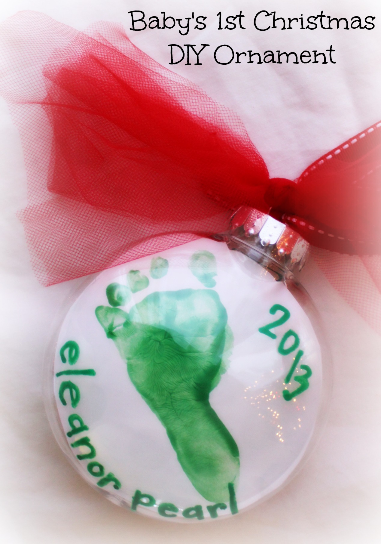 10+ Wonderful & Easy Baby's First Christmas Craft Ideas